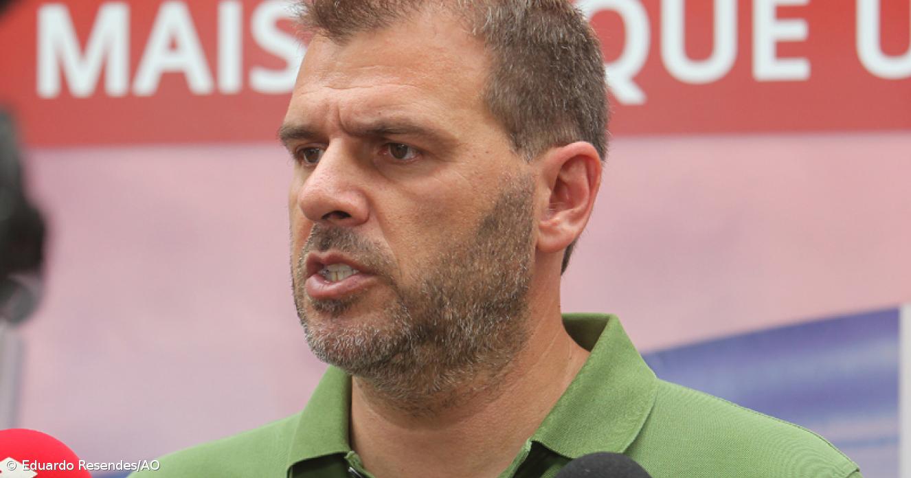 Golo de Fernando Andrade dá vitória do Santa Clara sobre Desportivo de ...