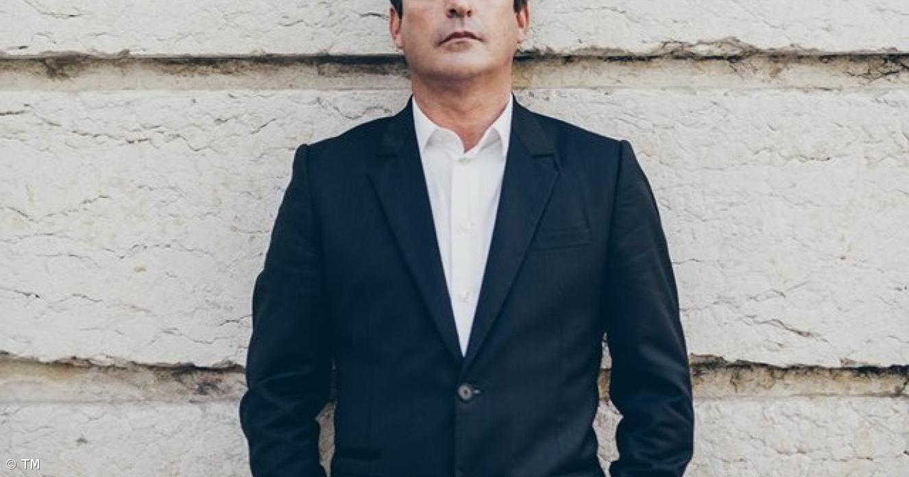 Camané dedica noite de fado no Teatro a José Pracana - Açoriano Oriental