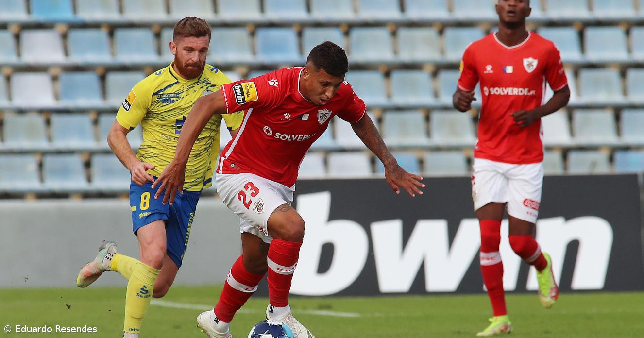 Cryzan reencontrou-se com os golos e já é o melhor marcador - Açoriano ...