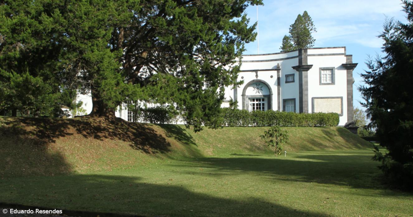 Rei Fuad II do Egito visita a ilha de São Miguel - Açoriano Oriental