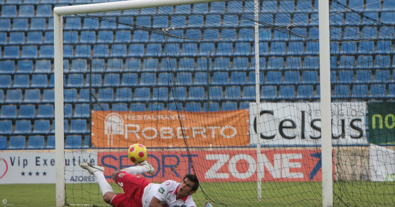 João Botelho não sabe explicar o lance da grande penalidade - Açoriano ...
